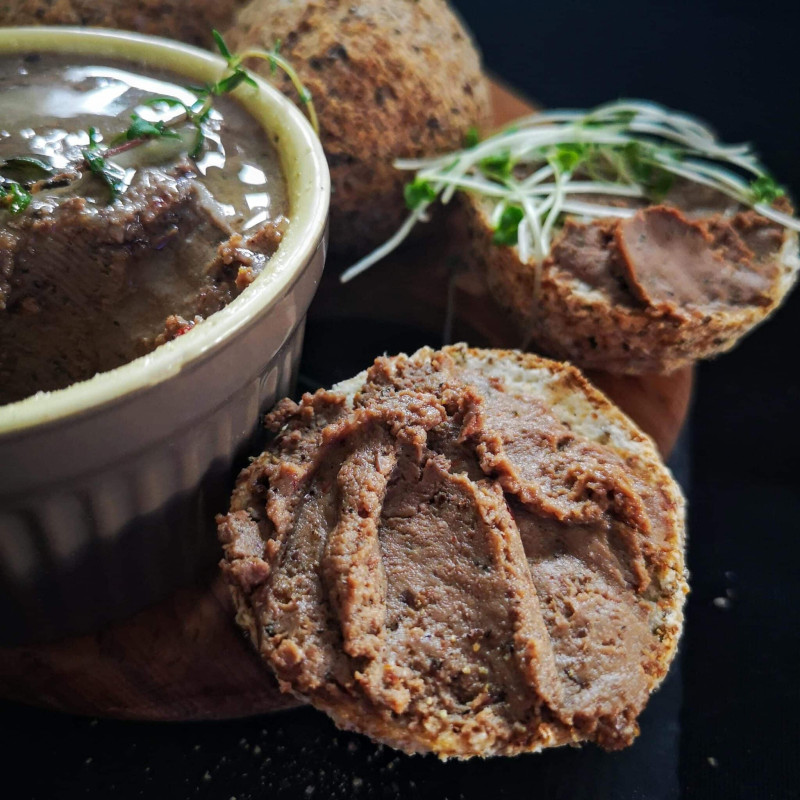 Онлайн вестник Струма - Кухня - Френски пастет от пилешки дробчета